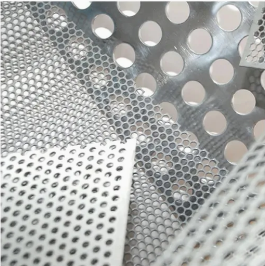Galvanized Perforated Metal Sheet Mesh 0.7mm Thickness